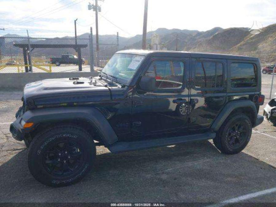Black Jeep Wrangler 2022 in Klaipeda, with an engine capacity of 3.60 L and mileage of 76 thousand km for 15000 €, photo 14 on AUTOMOTO.COM.LV