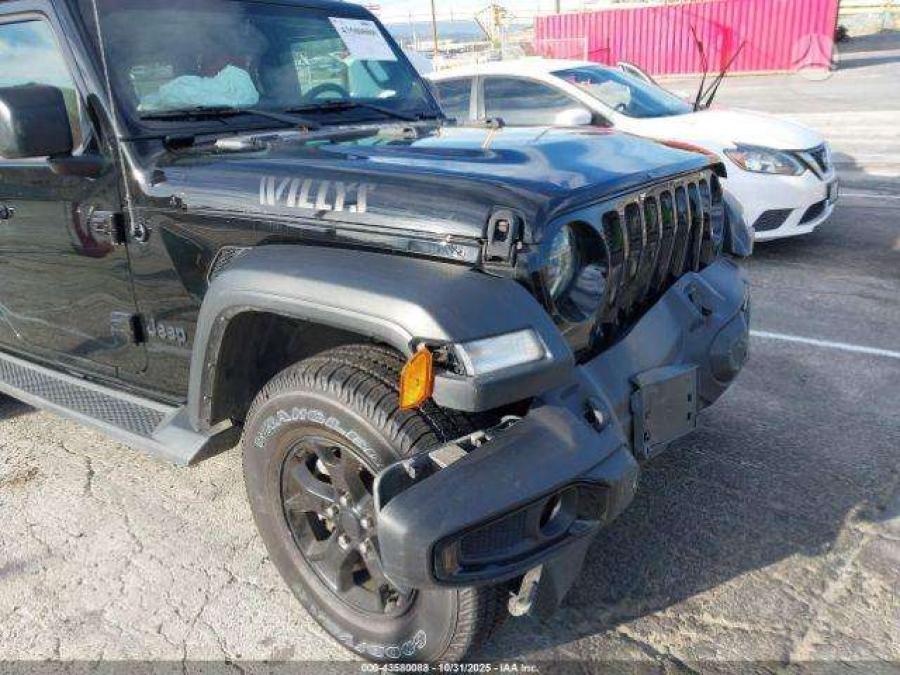 Black Jeep Wrangler 2022 in Klaipeda, with an engine capacity of 3.60 L and mileage of 76 thousand km for 15000 €, photo 17 on AUTOMOTO.COM.LV