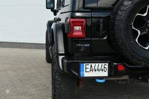 Black Jeep Wrangler 2022 in Kretinga, with an engine capacity of 2.00 L and mileage of 33 thousand km for 46999 €, photo 14 on AUTOMOTO.COM.LV