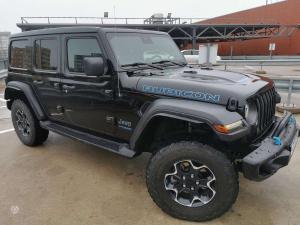 Black Jeep Wrangler 2022 in Kaunas, with an engine capacity of 2.00 L and mileage of 38 thousand km for 39000 €, photo 17 on AUTOMOTO.COM.LV