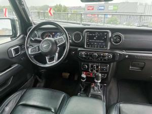 Black Jeep Wrangler 2022 in Kaunas, with an engine capacity of 2.00 L and mileage of 38 thousand km for 39000 €, photo 20 on AUTOMOTO.COM.LV