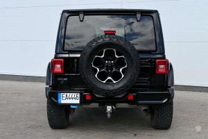 Black Jeep Wrangler 2022 in Kretinga, with an engine capacity of 2.00 L and mileage of 33 thousand km for 42999 €, photo 9 on AUTOMOTO.COM.LV
