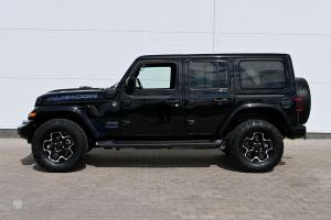 Black Jeep Wrangler 2022 in Kretinga, with an engine capacity of 2.00 L and mileage of 33 thousand km for 42999 €, photo 15 on AUTOMOTO.COM.LV