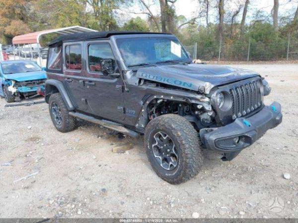 Black Jeep Wrangler 2023 in Klaipeda, with an engine capacity of 2.00 L and mileage of 45 thousand km for 14500 €, photo 1 on AUTOMOTO.COM.LV