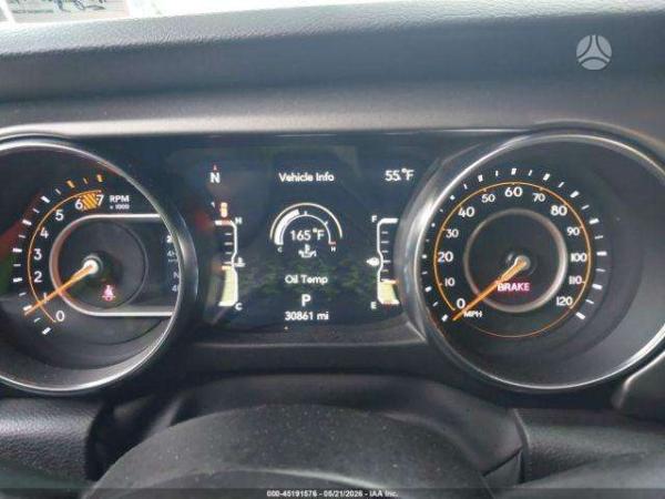Black Jeep Wrangler 2023 in Klaipeda, with an engine capacity of 2.00 L and mileage of 50 thousand km for 13700 €, photo 7 on AUTOMOTO.COM.LV