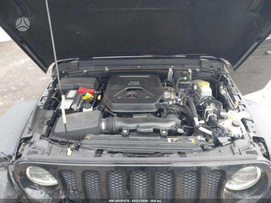 Black Jeep Wrangler 2023 in Klaipeda, with an engine capacity of 2.00 L and mileage of 50 thousand km for 13700 €, photo 11 on AUTOMOTO.COM.LV