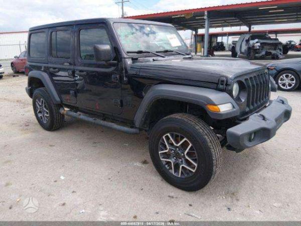 Black Jeep Wrangler 2023 in Klaipeda, with an engine capacity of 2.00 L and mileage of 101 thousand km for 9100 €, photo 3 on AUTOMOTO.COM.LV