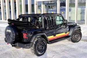 Black Jeep Wrangler 2024 in Vilnius, with an engine capacity of 2.00 L and mileage of 39 thousand km for 38999 €, photo  on AUTOMOTO.COM.LV