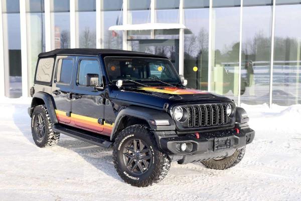 Black Jeep Wrangler 2024 in Vilnius, with an engine capacity of 2.00 L and mileage of 39 thousand km for 38999 €, photo 2 on AUTOMOTO.COM.LV