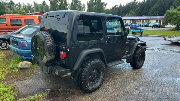 Melns Jeep Wrangler 2004 Rīga, ar dzinēja tilpumu 4.00 L un nobraukumu 204 tūkst. km par 6900 €, foto 3 vietnē AUTOMOTO.COM.LV
