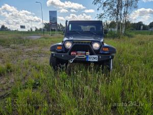 Blue Jeep Wrangler 1998 in Tallinn, with an engine capacity of 2.50 L and mileage of 0 thousand km for 11500 €, photo 3 on AUTOMOTO.COM.LV
