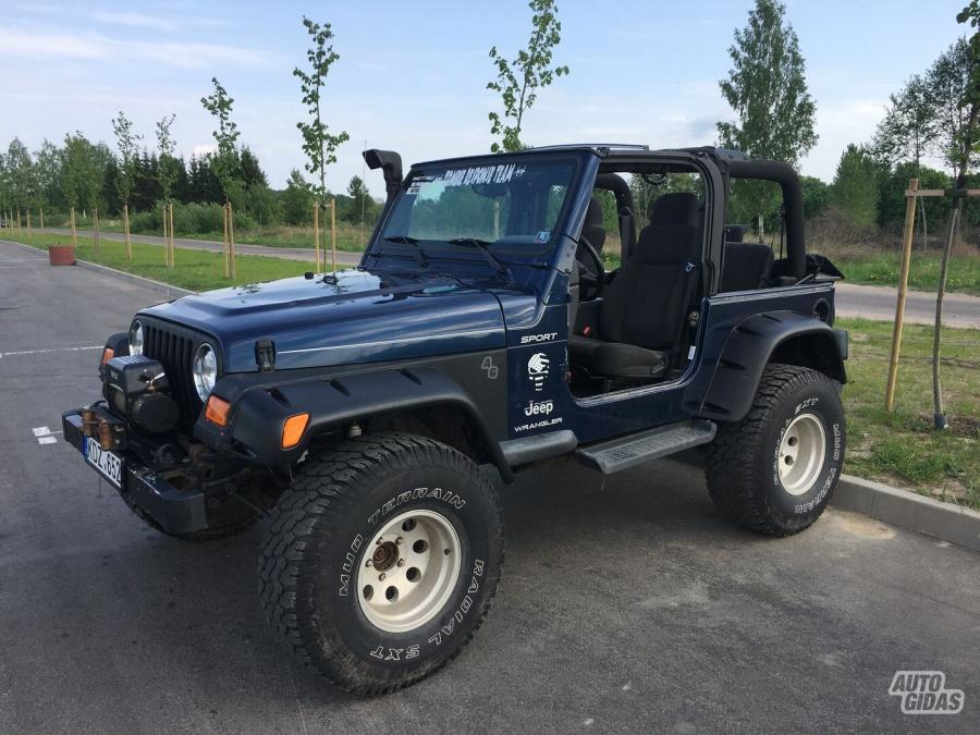 Zils Jeep Wrangler 2004 Mažeikiai, ar dzinēja tilpumu 4.00 L un nobraukumu 175 tūkst. km par 7500 €, foto 6 vietnē AUTOMOTO.COM.LV