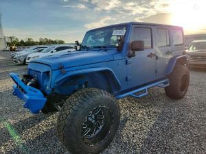 Blue Jeep Wrangler 2016 in Vilnius, with an engine capacity of 3.60 L and mileage of 40 thousand km for 21000 €, photo 3 on AUTOMOTO.COM.LV