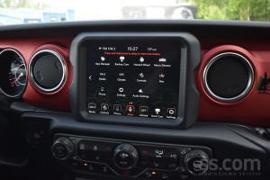 Zils Jeep Wrangler 2020 Rīga, ar dzinēja tilpumu 2.00 L un nobraukumu 42 tūkst. km par 37900 €, foto 10 vietnē AUTOMOTO.COM.LV