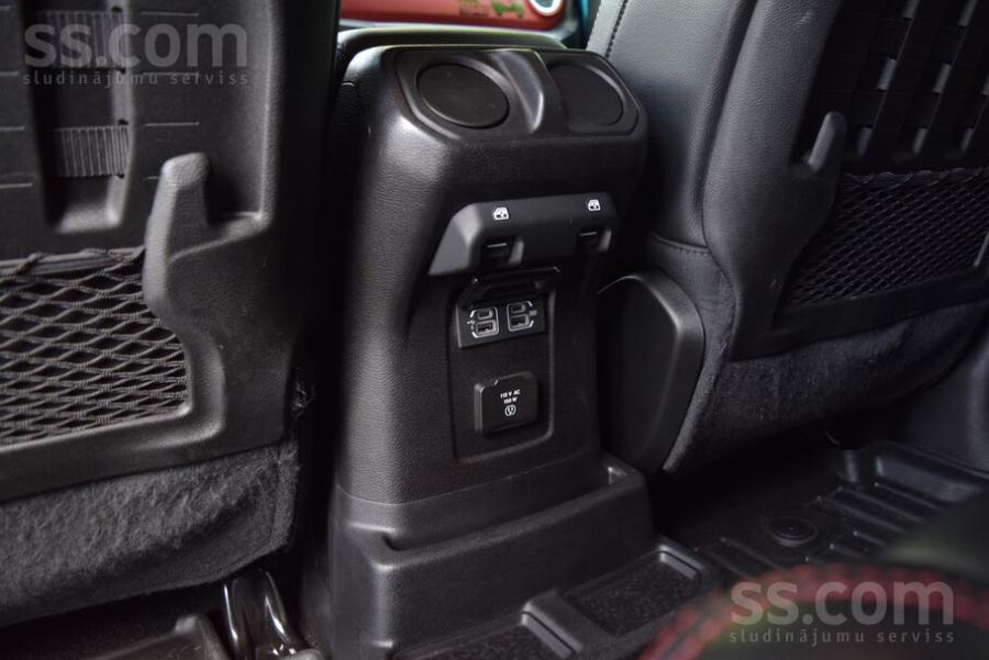 Zils Jeep Wrangler 2020 Rīga, ar dzinēja tilpumu 2.00 L un nobraukumu 42 tūkst. km par 37900 €, foto 16 vietnē AUTOMOTO.COM.LV