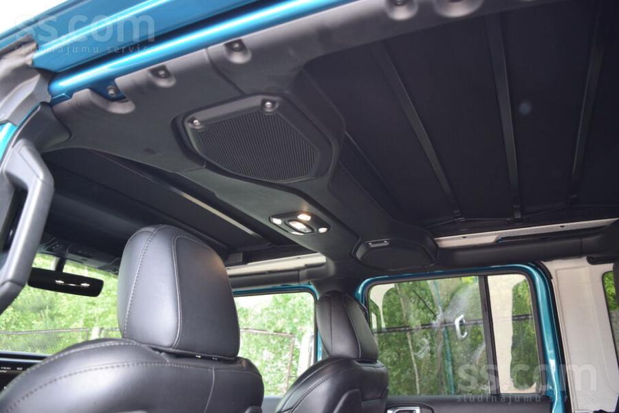Zils Jeep Wrangler 2020 Rīga, ar dzinēja tilpumu 2.00 L un nobraukumu 42 tūkst. km par 37900 €, foto 17 vietnē AUTOMOTO.COM.LV