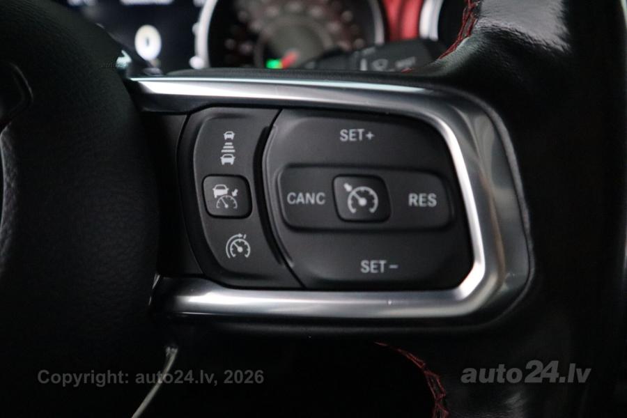 Zils Jeep Wrangler 2021 Tallina, ar dzinēja tilpumu 2.00 L un nobraukumu 105 tūkst. km par 39900 €, foto 15 vietnē AUTOMOTO.COM.LV