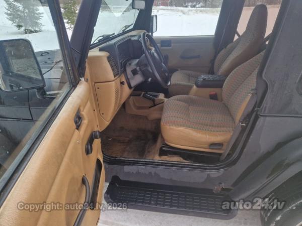Jeep Wrangler 1997 in Tartu, with an engine capacity of 2.50 L and mileage of 212 thousand km for 3700 €, photo 11 on AUTOMOTO.COM.LV