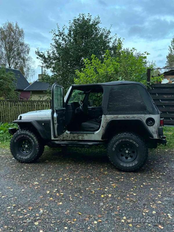 Jeep Wrangler 2002 Tallina, ar dzinēja tilpumu 4.00 L un nobraukumu 222 tūkst. km par 12000 €, foto 3 vietnē AUTOMOTO.COM.LV