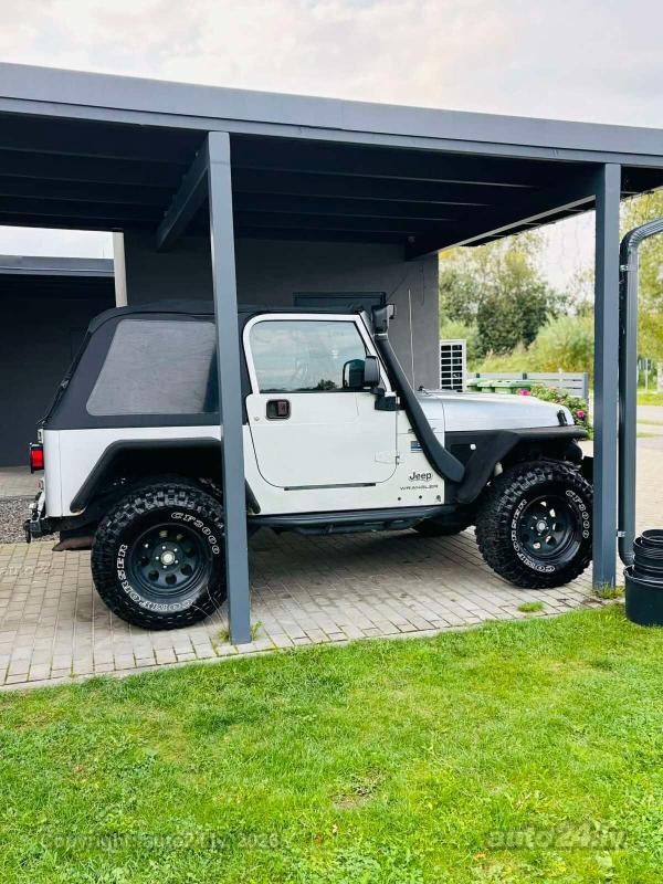 Jeep Wrangler 2002 Tallina, ar dzinēja tilpumu 4.00 L un nobraukumu 222 tūkst. km par 12000 €, foto 7 vietnē AUTOMOTO.COM.LV