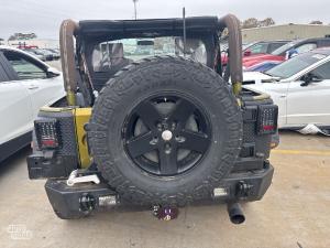 Jeep Wrangler 2007 Viļņa, ar dzinēja tilpumu 3.80 L un nobraukumu 220 tūkst. km par 8100 €, foto 8 vietnē AUTOMOTO.COM.LV