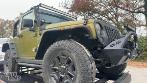Jeep Wrangler 2007 Viļņa, ar dzinēja tilpumu 3.80 L un nobraukumu 220 tūkst. km par 8100 €, foto 9 vietnē AUTOMOTO.COM.LV