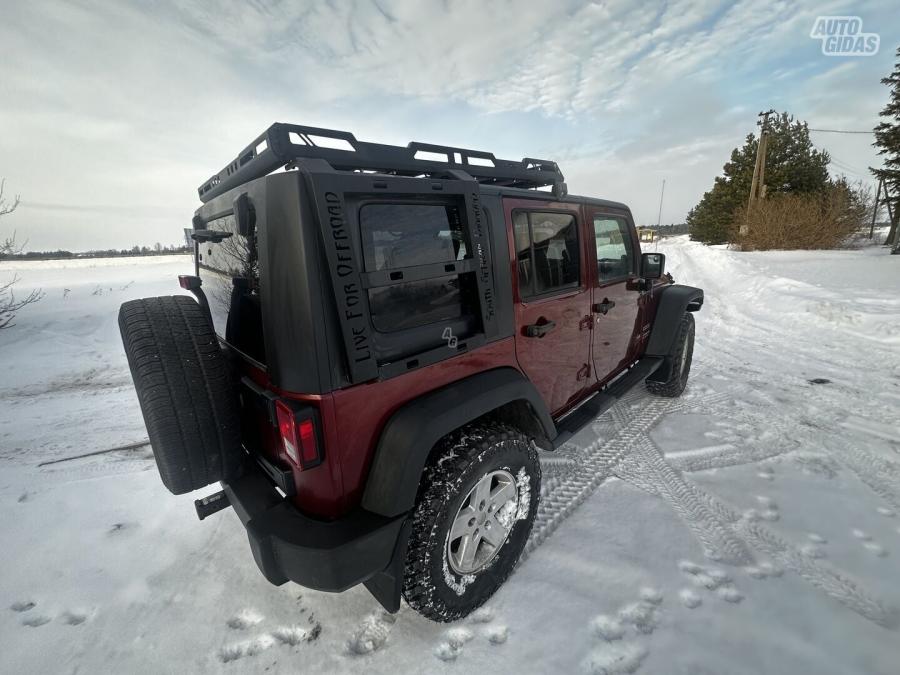 Jeep Wrangler 2010 in Siauliai, with an engine capacity of 3.70 L and mileage of 165 thousand km for 10200 €, photo 11 on AUTOMOTO.COM.LV