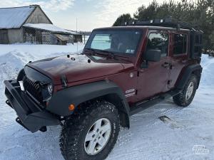 Jeep Wrangler 2010 in Siauliai, with an engine capacity of 3.70 L and mileage of 165 thousand km for 10200 €, photo 14 on AUTOMOTO.COM.LV