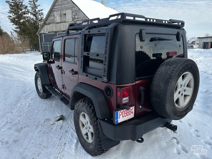 Jeep Wrangler 2010 in Siauliai, with an engine capacity of 3.70 L and mileage of 165 thousand km for 10200 €, photo 15 on AUTOMOTO.COM.LV