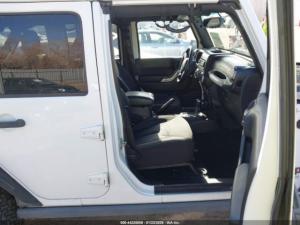 Jeep Wrangler 2016 Klaipėda, ar dzinēja tilpumu 0.00 L un nobraukumu 0 tūkst. km par 8300 €, foto 6 vietnē AUTOMOTO.COM.LV