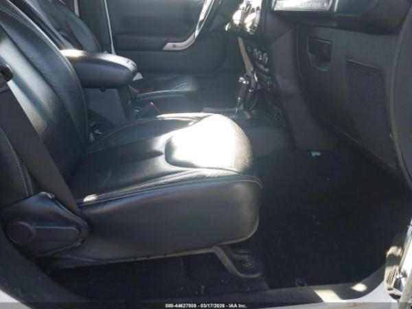 Jeep Wrangler 2016 in Klaipeda, with an engine capacity of 0.00 L and mileage of 0 thousand km for 5700 €, photo 5 on AUTOMOTO.COM.LV