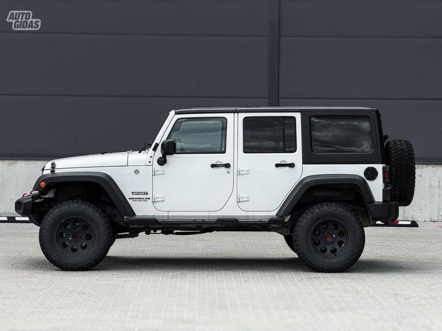 Jeep Wrangler 2016 Šauļi, ar dzinēja tilpumu 3.60 L un nobraukumu 190 tūkst. km par 21999 €, foto 5 vietnē AUTOMOTO.COM.LV
