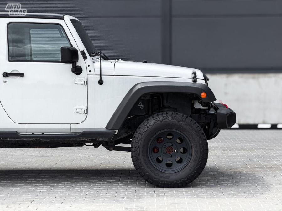 Jeep Wrangler 2016 Šauļi, ar dzinēja tilpumu 3.60 L un nobraukumu 190 tūkst. km par 21999 €, foto 11 vietnē AUTOMOTO.COM.LV