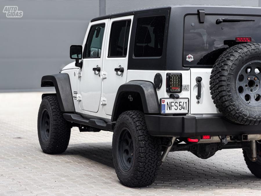 Jeep Wrangler 2016 Šauļi, ar dzinēja tilpumu 3.60 L un nobraukumu 190 tūkst. km par 21999 €, foto 14 vietnē AUTOMOTO.COM.LV