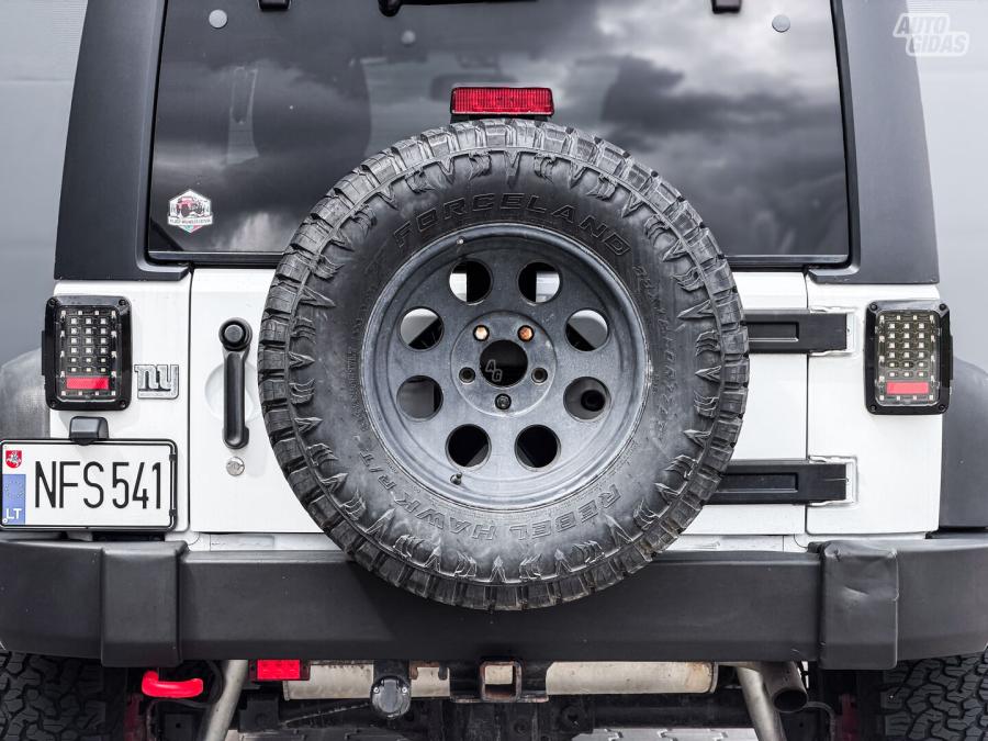 Jeep Wrangler 2016 Šauļi, ar dzinēja tilpumu 3.60 L un nobraukumu 190 tūkst. km par 21999 €, foto 15 vietnē AUTOMOTO.COM.LV
