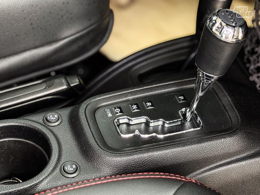 Jeep Wrangler 2016 Šauļi, ar dzinēja tilpumu 3.60 L un nobraukumu 190 tūkst. km par 21999 €, foto 33 vietnē AUTOMOTO.COM.LV