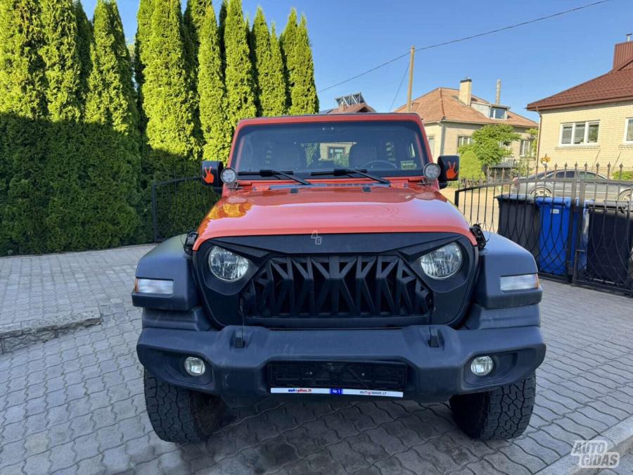 Jeep Wrangler 2019 Šauļi, ar dzinēja tilpumu 3.60 L un nobraukumu 200 tūkst. km par 12950 €, foto 3 vietnē AUTOMOTO.COM.LV