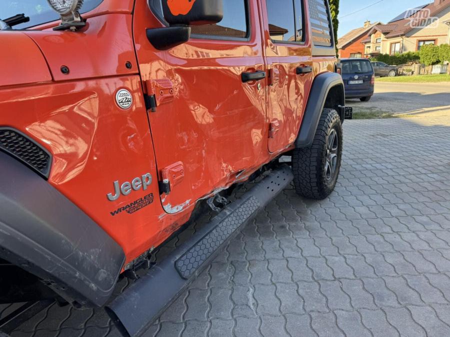 Jeep Wrangler 2019 Šauļi, ar dzinēja tilpumu 3.60 L un nobraukumu 200 tūkst. km par 12950 €, foto 19 vietnē AUTOMOTO.COM.LV