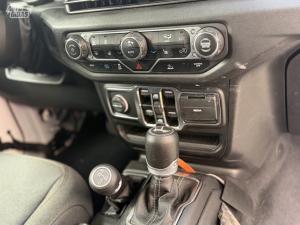 Jeep Wrangler 2024 Šauļi, ar dzinēja tilpumu 2.00 L un nobraukumu 40 tūkst. km par 29400 €, foto 9 vietnē AUTOMOTO.COM.LV