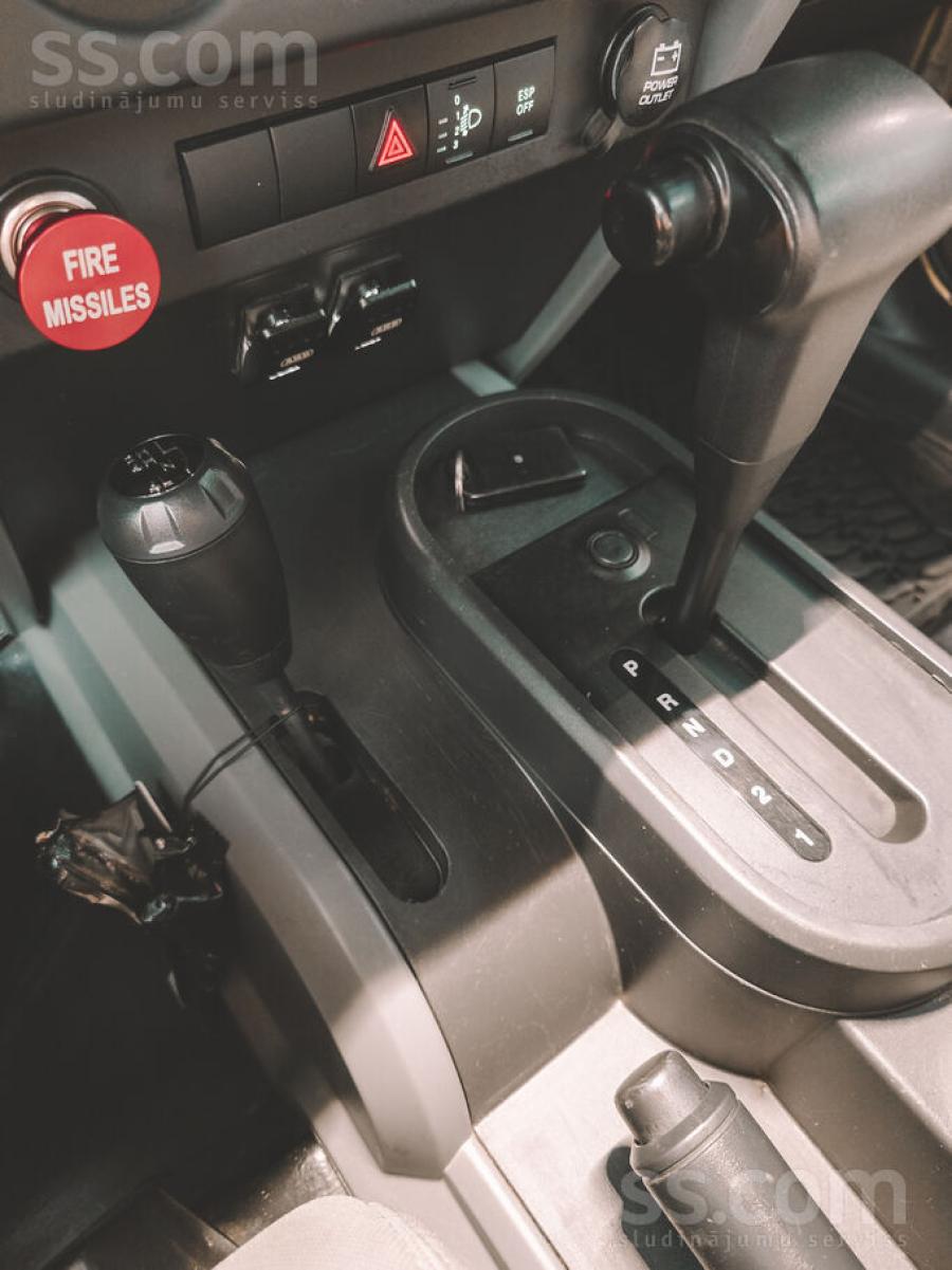 Zaļš Jeep Wrangler 2008 Jelgava, ar dzinēja tilpumu 2.80 L un nobraukumu 161 tūkst. km par 16000 €, foto 17 vietnē AUTOMOTO.COM.LV