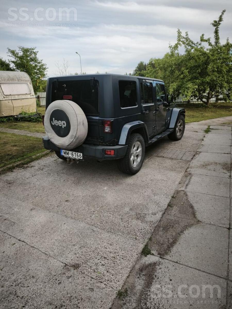 Zaļš Jeep Wrangler 2009 Ventspils, ar dzinēja tilpumu 2.80 L un nobraukumu 325 tūkst. km par 10800 €, foto 5 vietnē AUTOMOTO.COM.LV