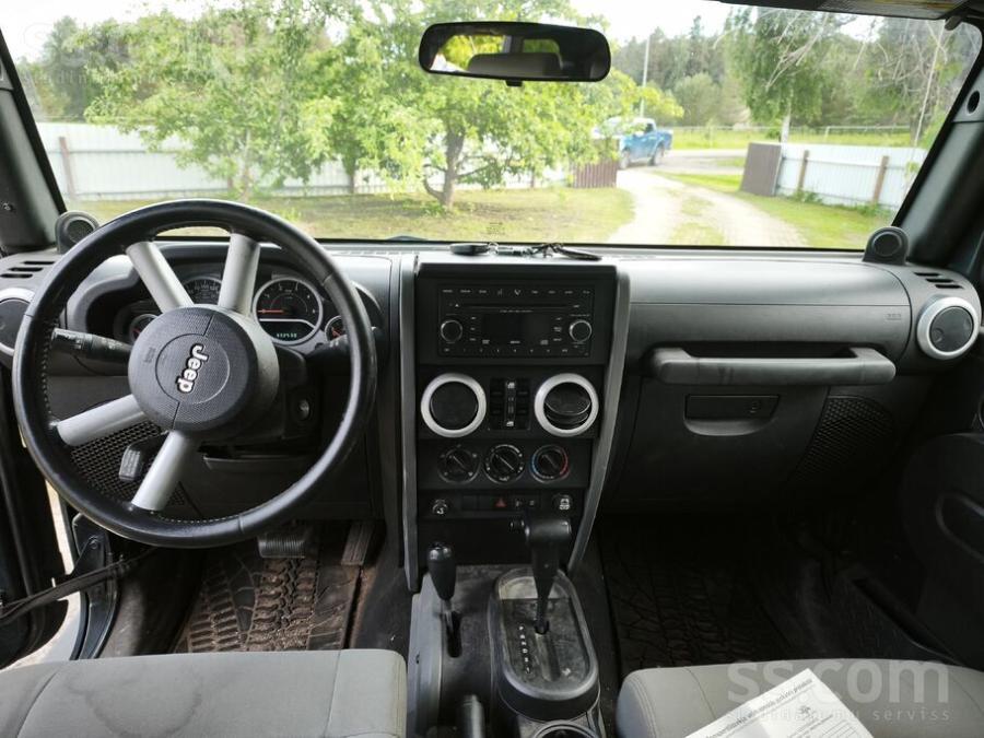 Zaļš Jeep Wrangler 2009 Ventspils, ar dzinēja tilpumu 2.80 L un nobraukumu 325 tūkst. km par 10800 €, foto 6 vietnē AUTOMOTO.COM.LV