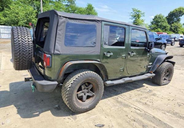 Zaļš Jeep Wrangler 2009 Kauņa, ar dzinēja tilpumu 3.78 L un nobraukumu 294 tūkst. km par 6999 €, foto 3 vietnē AUTOMOTO.COM.LV