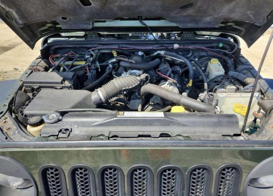 Zaļš Jeep Wrangler 2009 Kauņa, ar dzinēja tilpumu 3.78 L un nobraukumu 294 tūkst. km par 6999 €, foto 11 vietnē AUTOMOTO.COM.LV