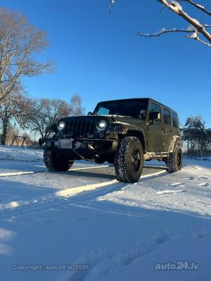 Zaļš Jeep Wrangler 2015 Tallina, ar dzinēja tilpumu 2.80 L un nobraukumu 250 tūkst. km par 26780 €, foto  vietnē AUTOMOTO.COM.LV