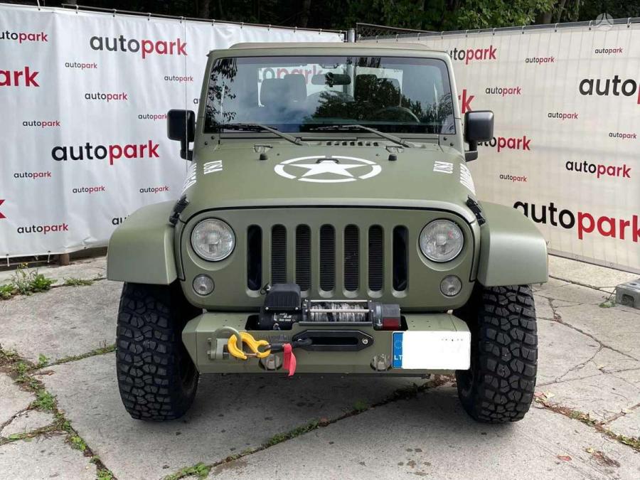 Zaļš Jeep Wrangler 2018 Viļņa, ar dzinēja tilpumu 3.60 L un nobraukumu 8 tūkst. km par 28900 €, foto 3 vietnē AUTOMOTO.COM.LV