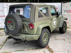 Zaļš Jeep Wrangler 2018 Viļņa, ar dzinēja tilpumu 3.60 L un nobraukumu 8 tūkst. km par 28900 €, foto 5 vietnē AUTOMOTO.COM.LV
