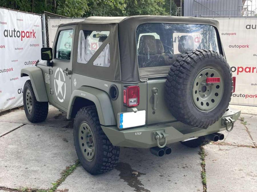 Zaļš Jeep Wrangler 2018 Viļņa, ar dzinēja tilpumu 3.60 L un nobraukumu 8 tūkst. km par 28900 €, foto 6 vietnē AUTOMOTO.COM.LV
