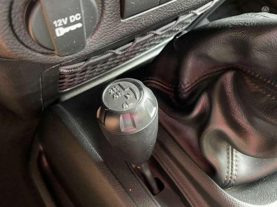 Zaļš Jeep Wrangler 2018 Viļņa, ar dzinēja tilpumu 3.60 L un nobraukumu 8 tūkst. km par 28900 €, foto 15 vietnē AUTOMOTO.COM.LV