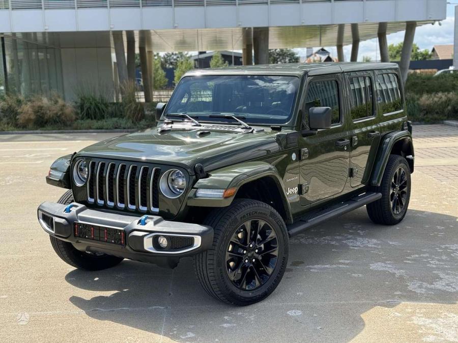 Zaļš Jeep Wrangler 2022 Viļņa, ar dzinēja tilpumu 2.00 L un nobraukumu 70 tūkst. km par 36300 €, foto 1 vietnē AUTOMOTO.COM.LV